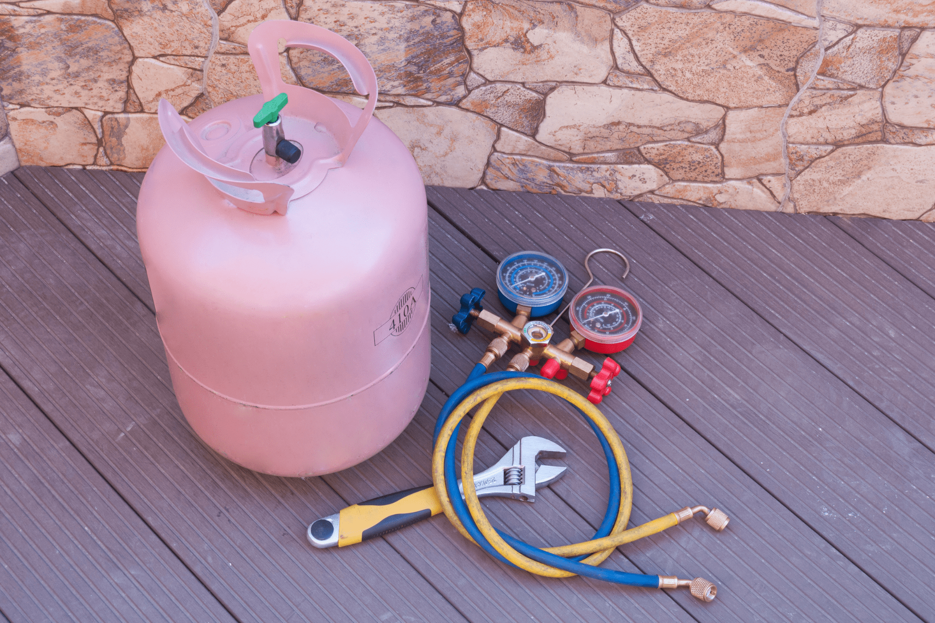 What is the Type of Refrigerant Used in AC Systems? | Right Time